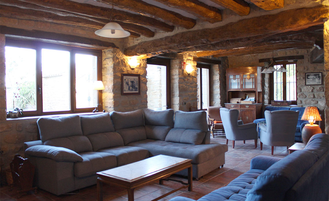 Salones - Casa rural en Navarra - Casa Cerio